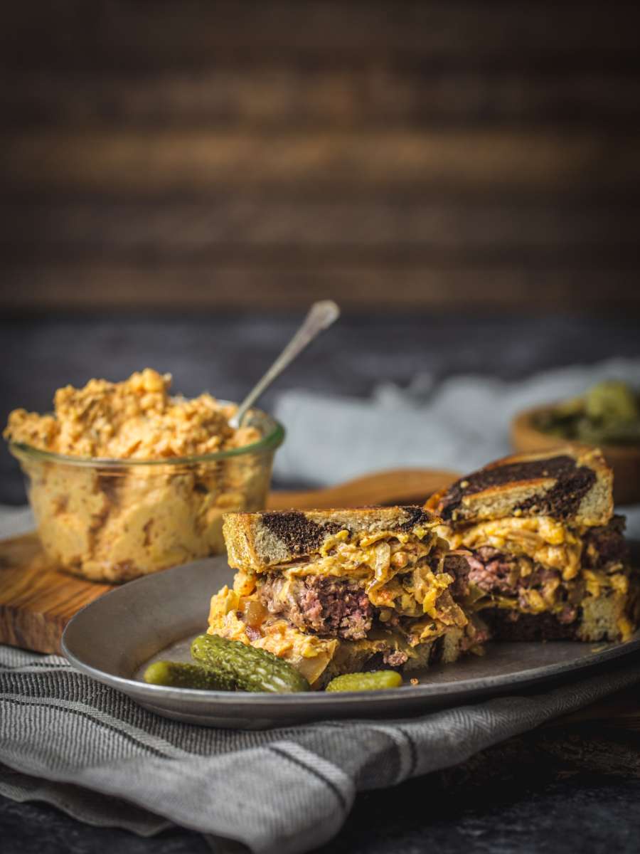 Kimchi Pimento Cheese Patty Melts – Nerds with Knives