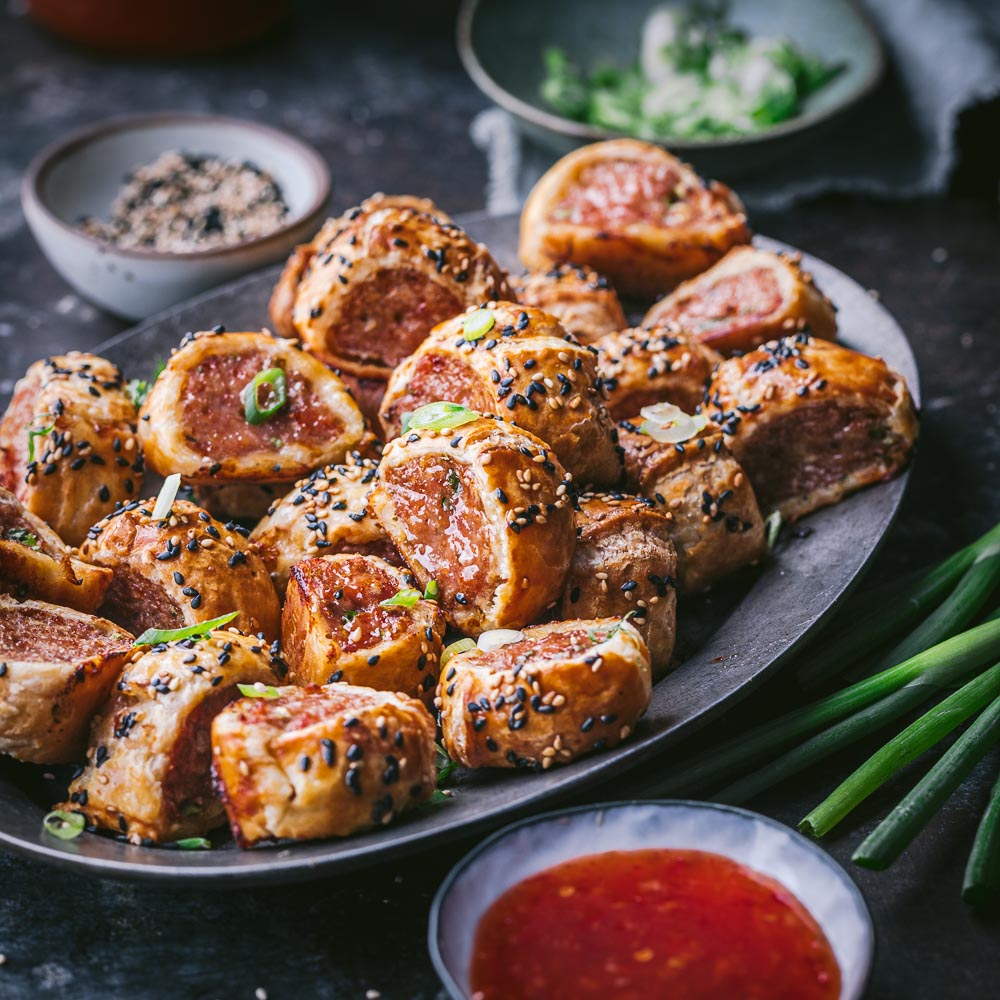 Dumpling-flavored sausage rolls - a party snack from Nerds with Knives