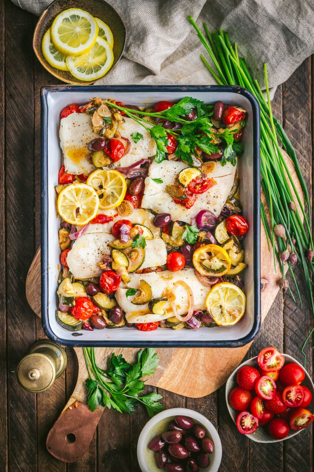 One-Pan Roasted white fish with Tomatoes, Zucchini and Olives